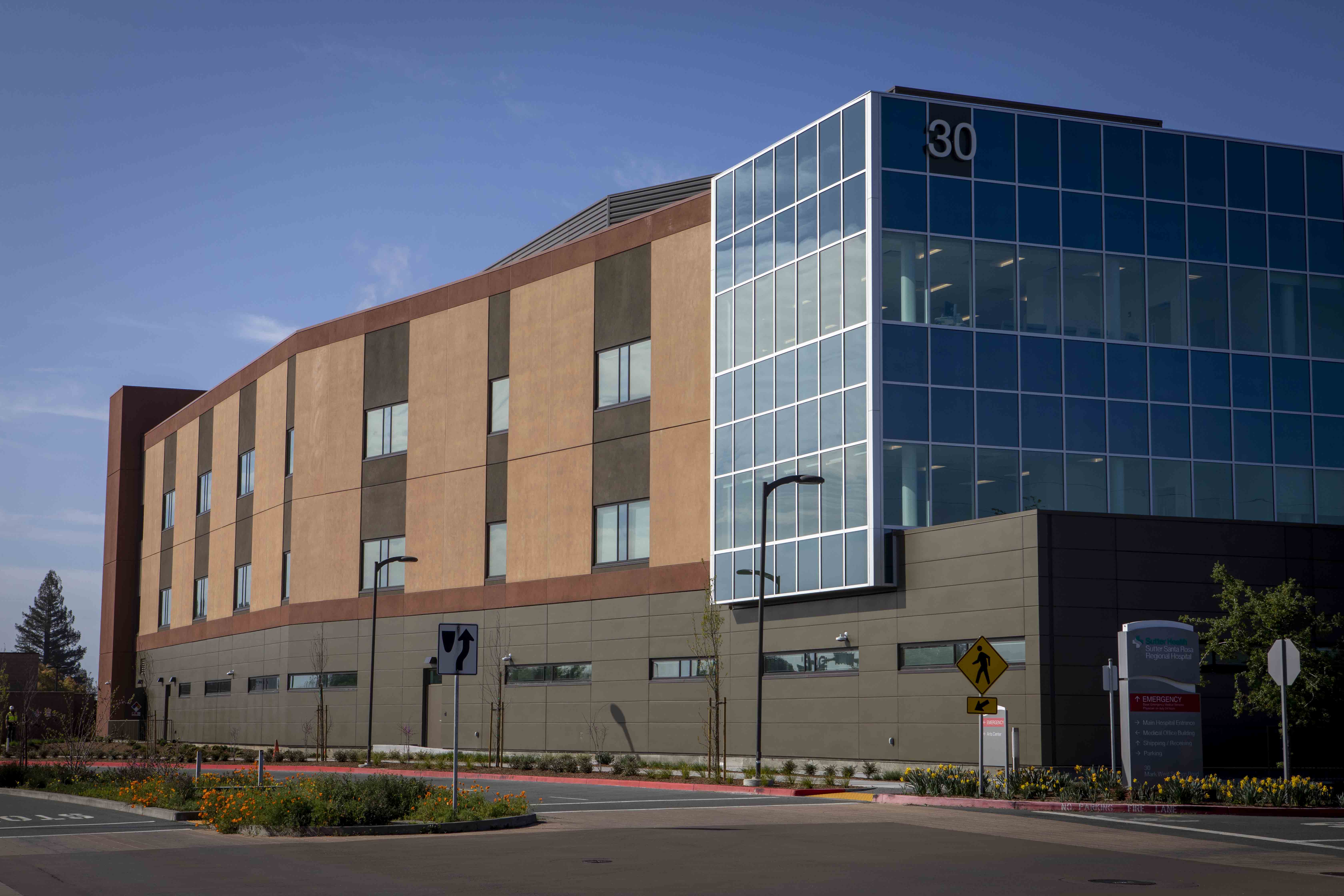 Sutter Santa Rosa Regional Hospital Expansion – Del Monte Electric Co.